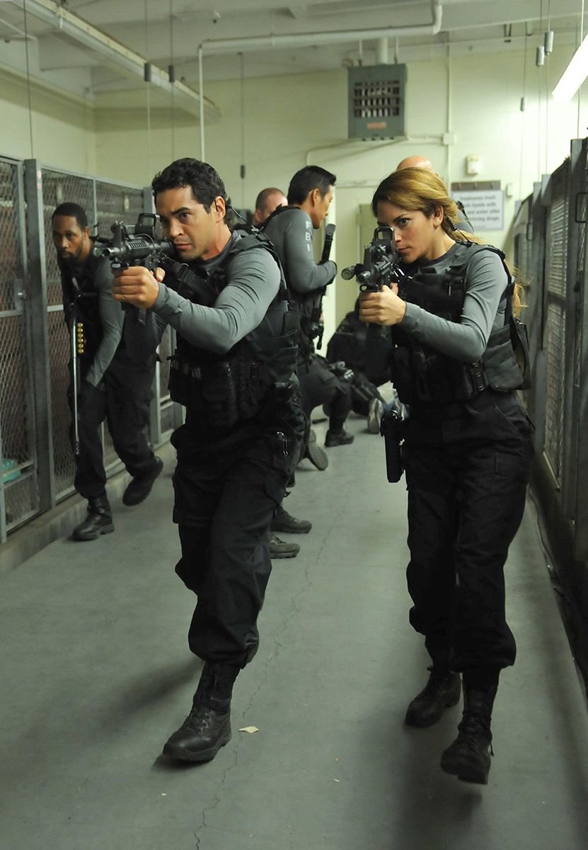 Gang Related : Gang Related : Fotos Ramon Rodríguez, Shantel VanSanten ...