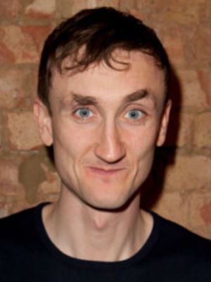 Tom Brooke - AdoroCinema