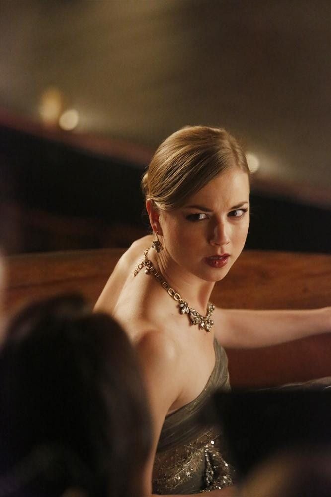 Revenge : Revenge : Fotos Emily VanCamp - 173 no 584 - AdoroCinema