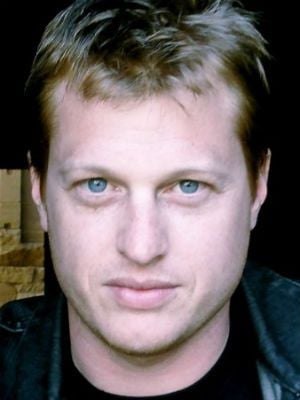 Adam MacDonald - AdoroCinema