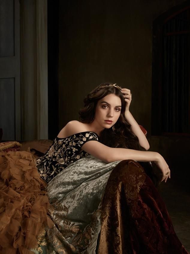 Reign : Fotos Adelaide Kane - 137 no 327 - AdoroCinema