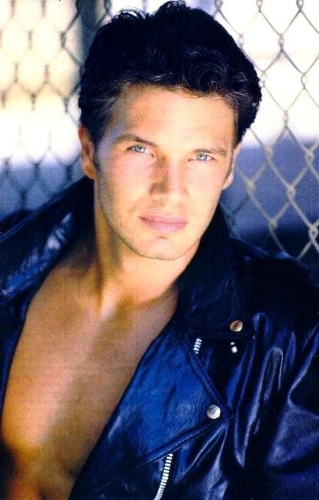 Michael Worth - AdoroCinema