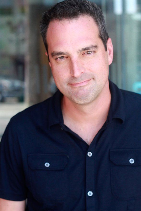 John Ennis (II) - AdoroCinema