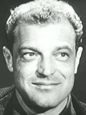 Raymond Loyer - AdoroCinema