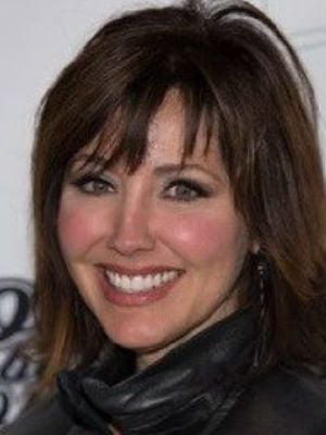 Bobbie Phillips - AdoroCinema