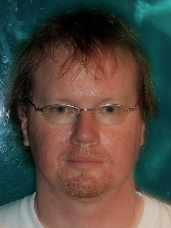 Timothy Morton - AdoroCinema