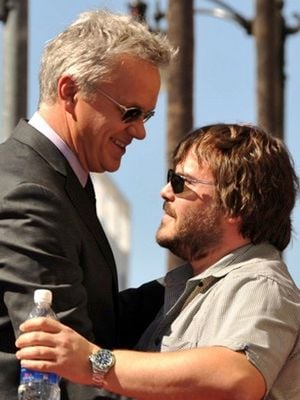 Pôster The Brink - Pôster 5 no 5 - AdoroCinema