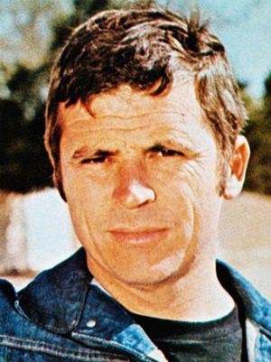 Tom Laughlin - AdoroCinema