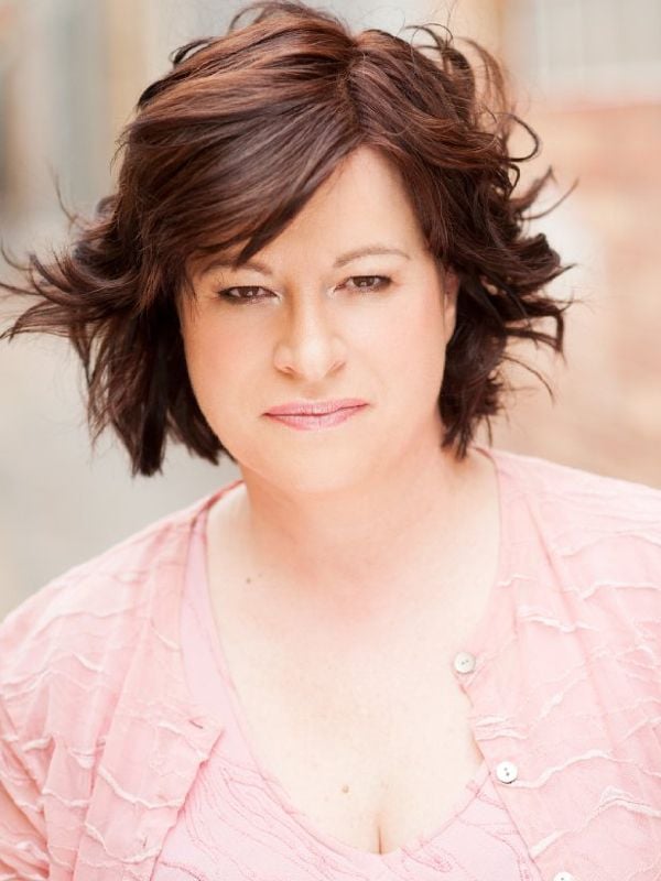 Ailís Logan - AdoroCinema