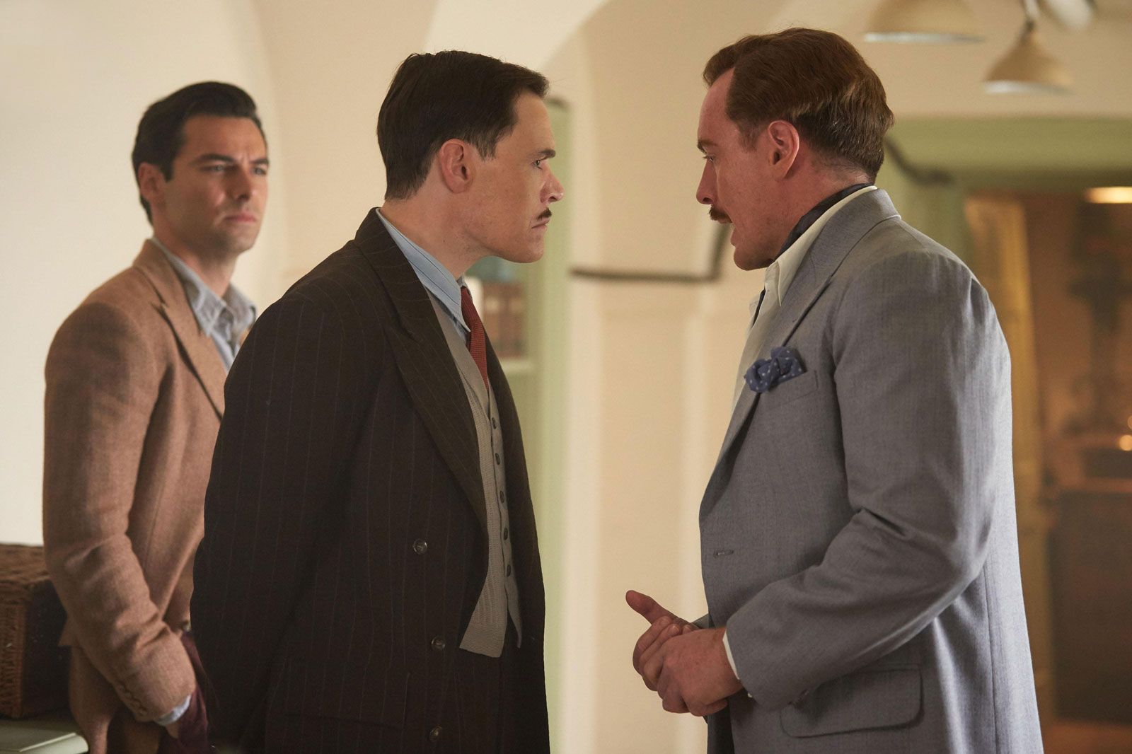 Foto de Burn Gorman - Fotos Aidan Turner, Burn Gorman, Toby Stephens ...