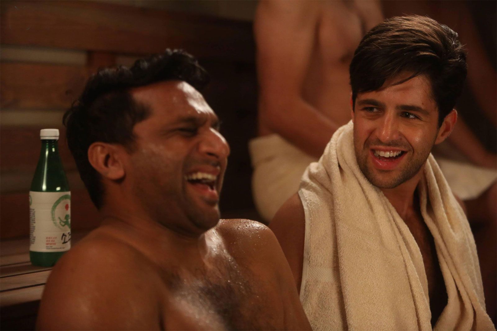 Grandfathered : Grandfathered : Fotos Josh Peck, Ravi Patel - 27 no 44 - AdoroCinema