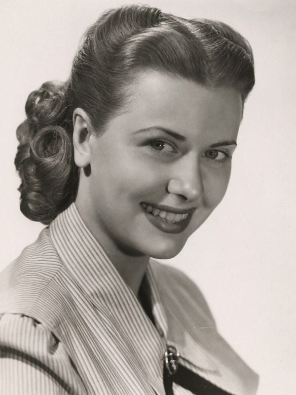 Helen Westcott - AdoroCinema