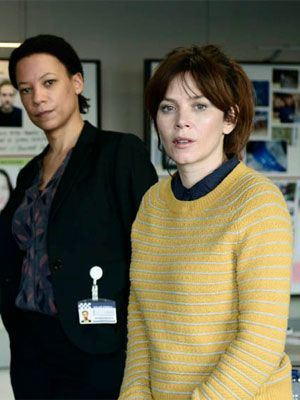 Pôster Marcella - Pôster 1 no 17 - AdoroCinema