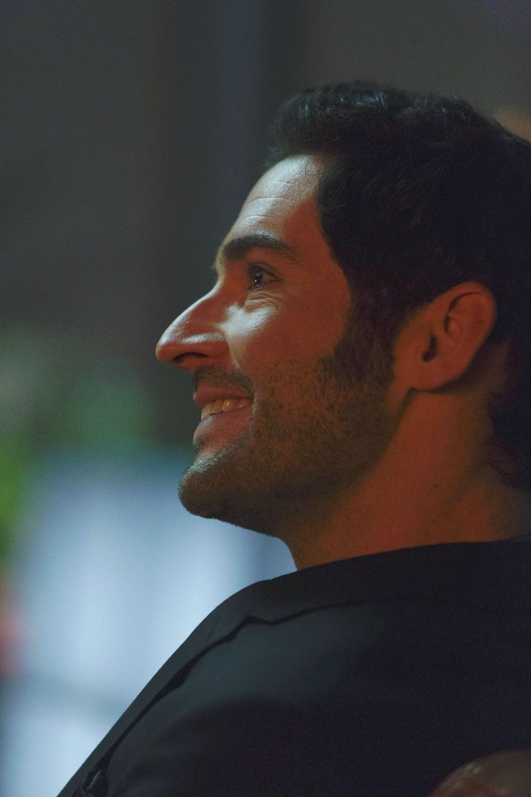 Lucifer : Lucifer : Fotos Tom Ellis - 324 no 430 - AdoroCinema