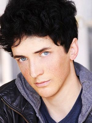 Wes Robinson - AdoroCinema