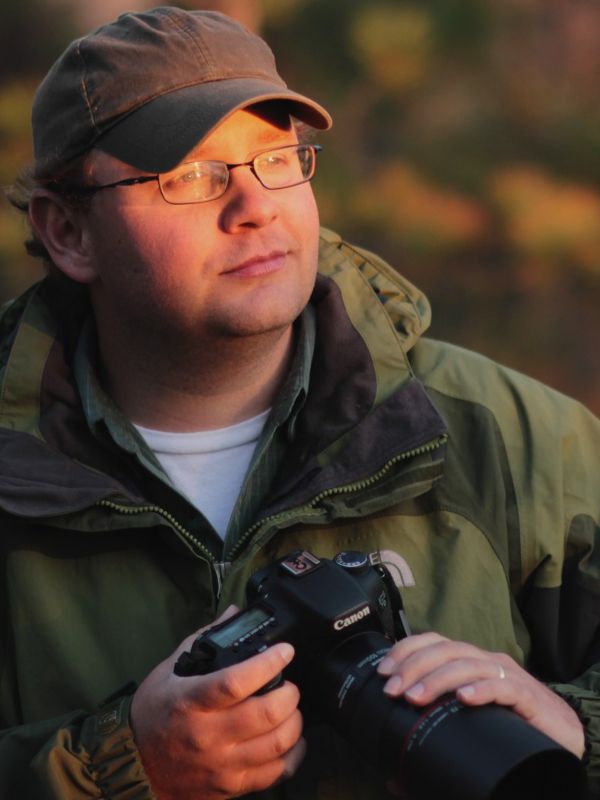 James Suttles - AdoroCinema