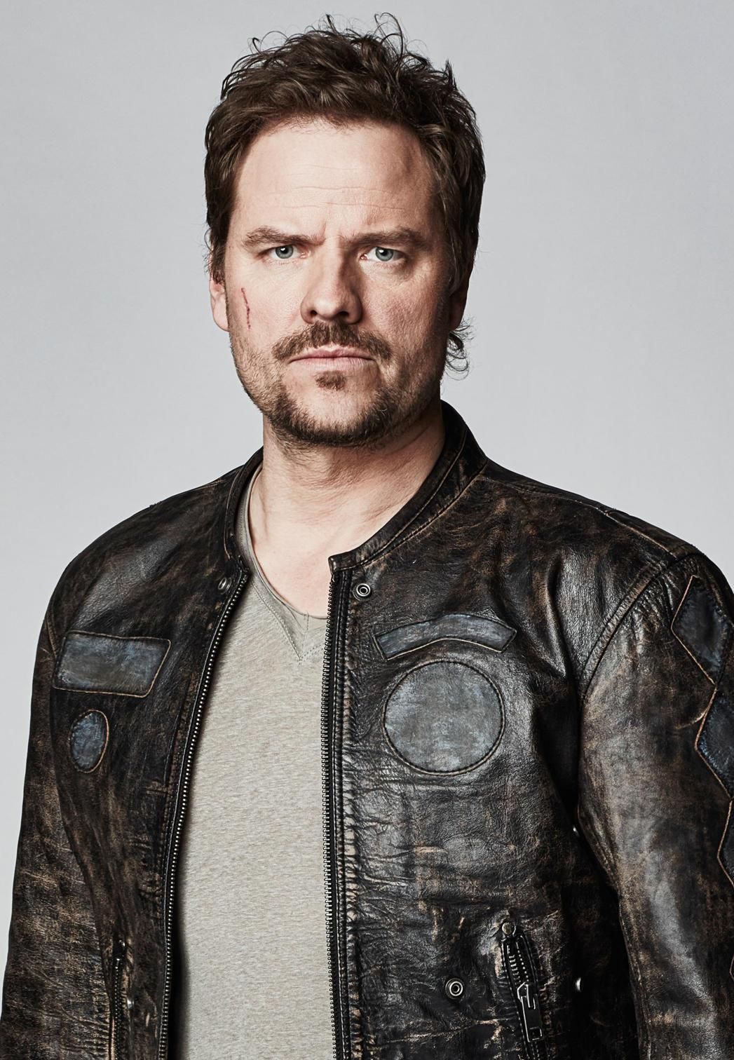 Dark Matter : Fotos Anthony Lemke - 25 no 90 - AdoroCinema