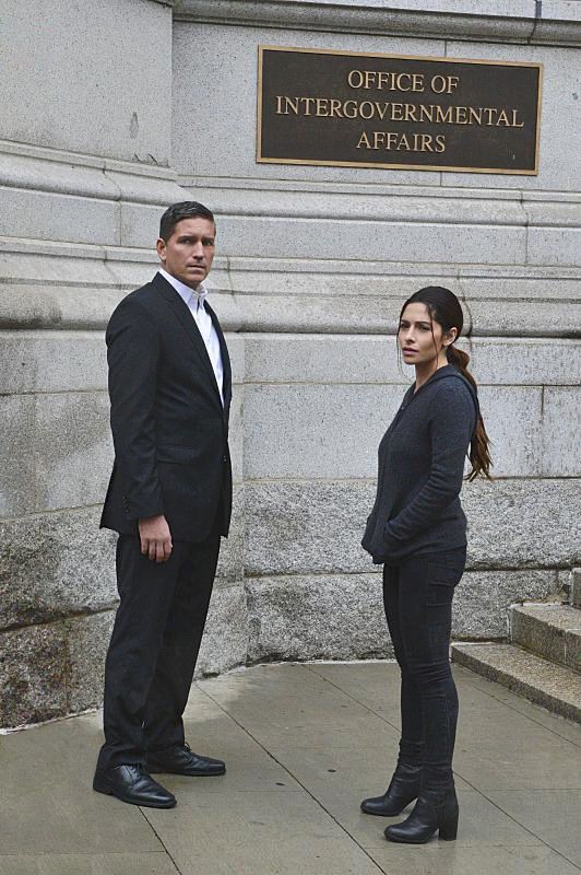 Person Of Interest : Person Of Interest : Fotos Sarah Shahi, Jim ...