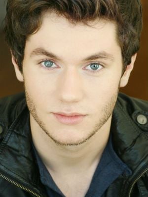 James Scully - AdoroCinema