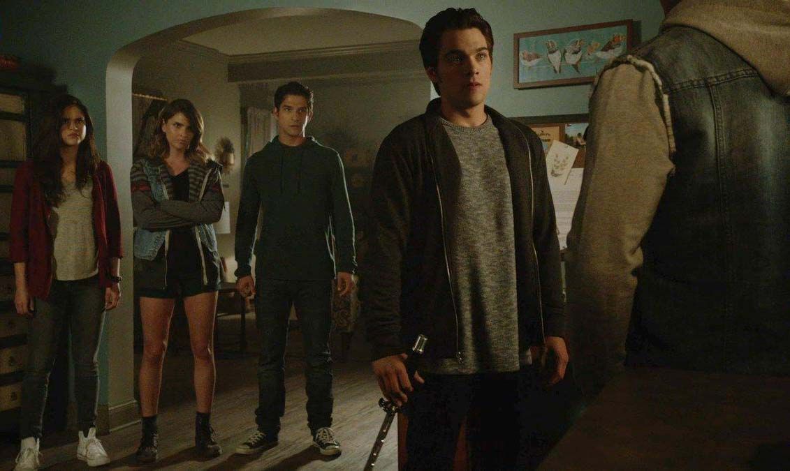 Teen Wolf : Teen Wolf : Fotos Dylan Sprayberry, Shelley Hennig ...
