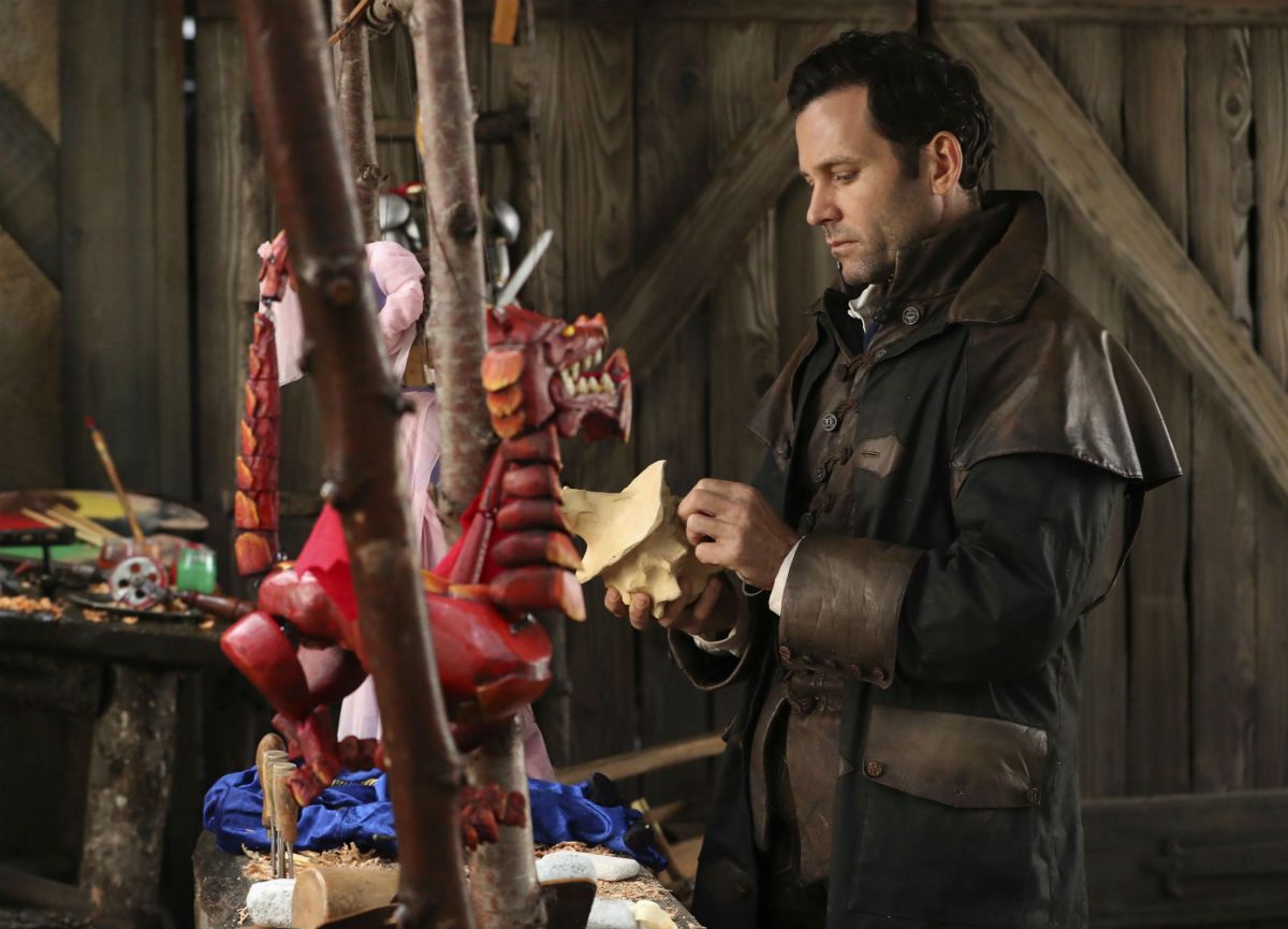 Once Upon a Time : Once Upon a Time : Fotos Eion Bailey - 102 no 877 - AdoroCinema