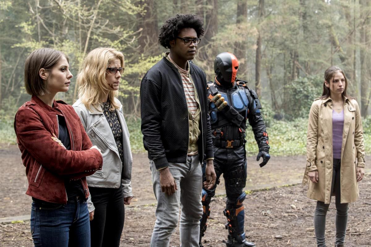 Foto de Echo Kellum - Foto Echo Kellum, Emily Bett Rickards, Willa ...