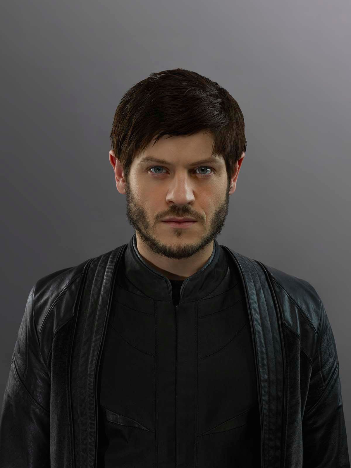 Marvel's Inhumans : Fotos Iwan Rheon - 56 no 72 - AdoroCinema