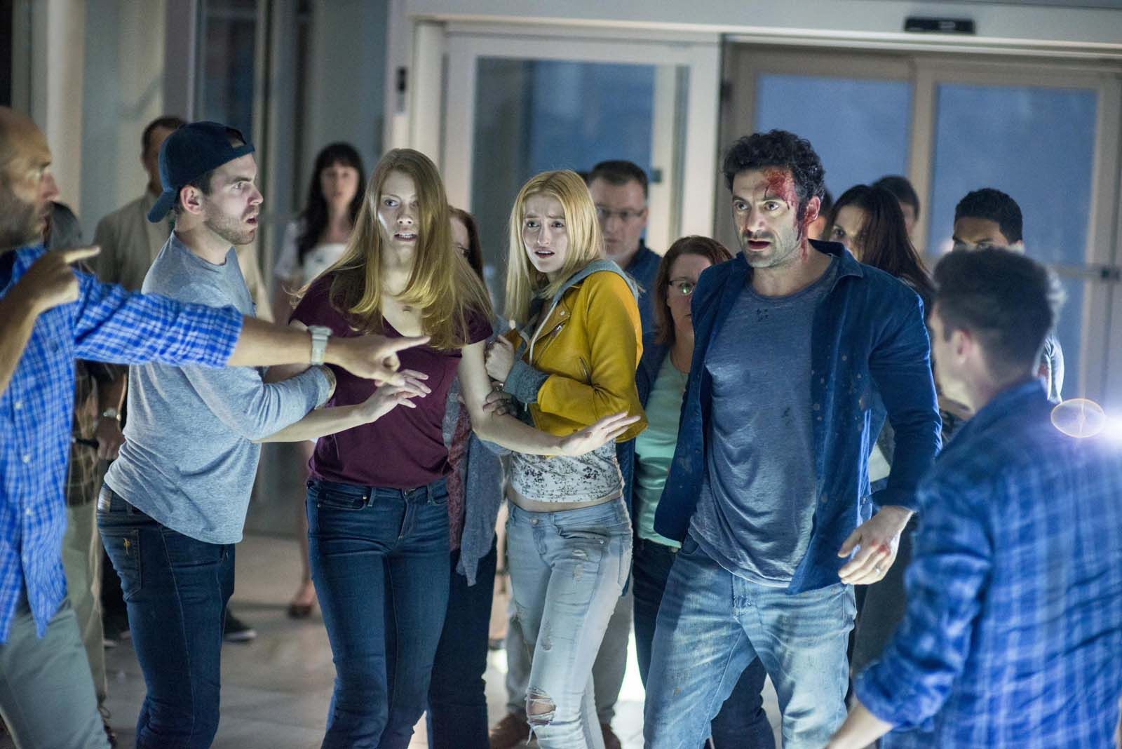 The Mist : The Mist : Fotos Alyssa Sutherland, Morgan Spector, Gus ...