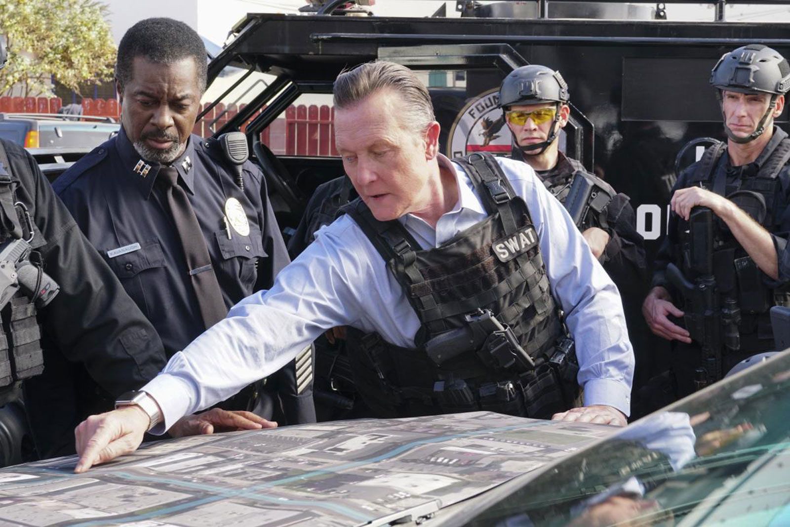 Scorpion : Scorpion : Fotos Robert Patrick - 18 no 452 - AdoroCinema