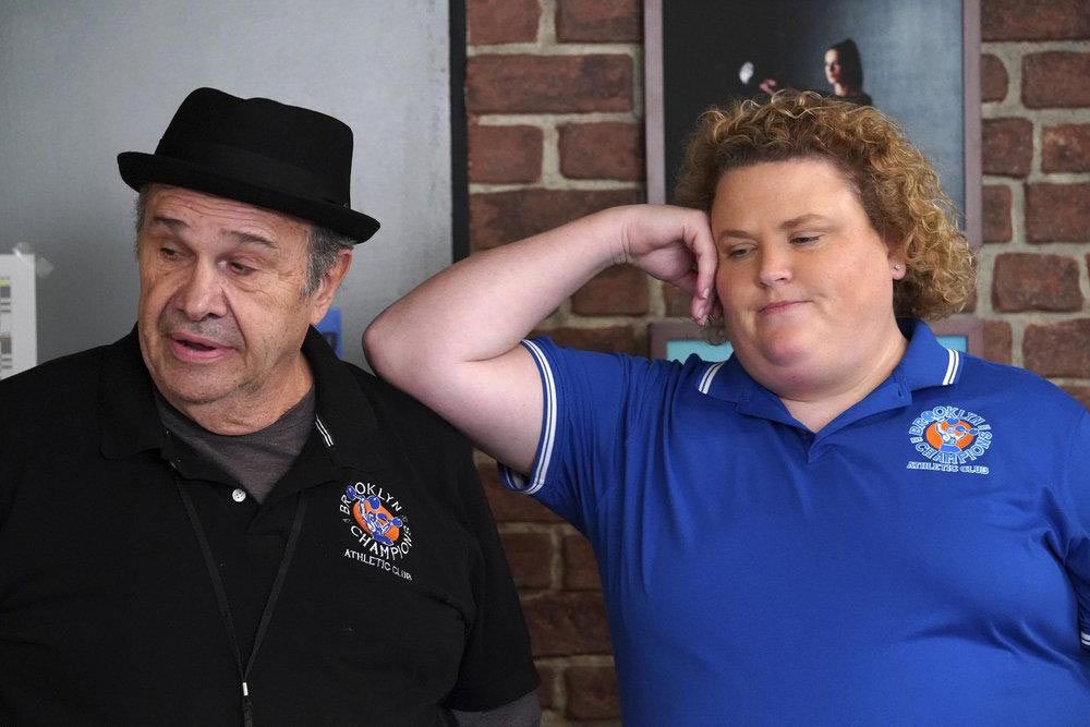 Foto de Robert Costanzo - Champions : Fotos Fortune Feimster, Robert ...