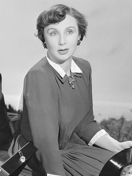 Googie Withers - AdoroCinema