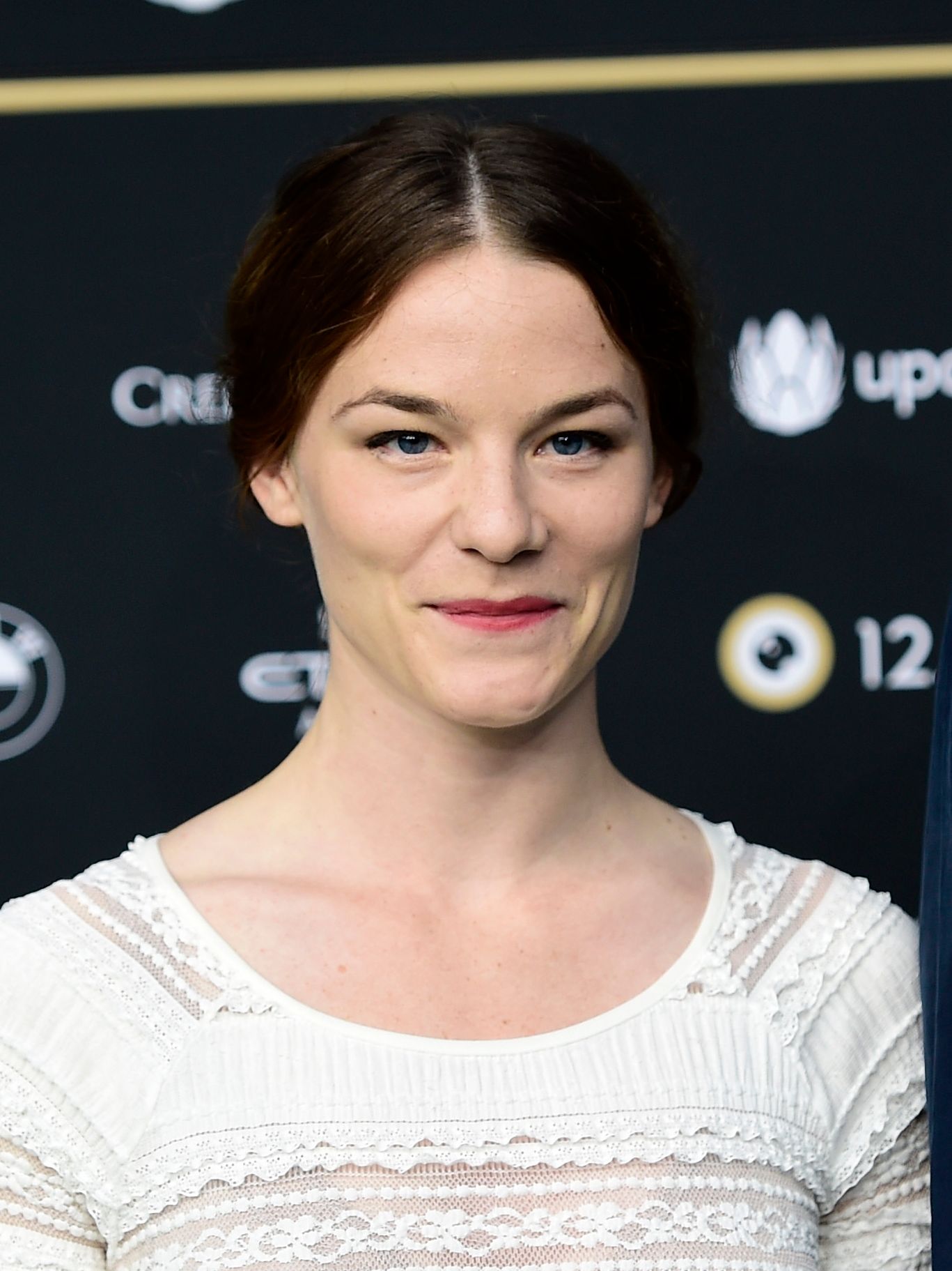 Valerie Pachner - AdoroCinema