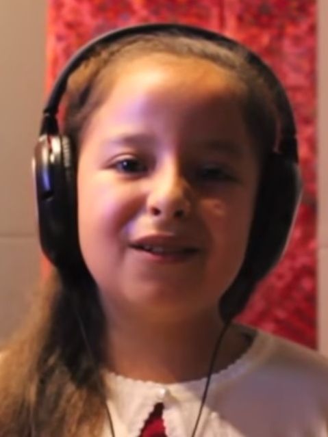 Zoe Mora - AdoroCinema