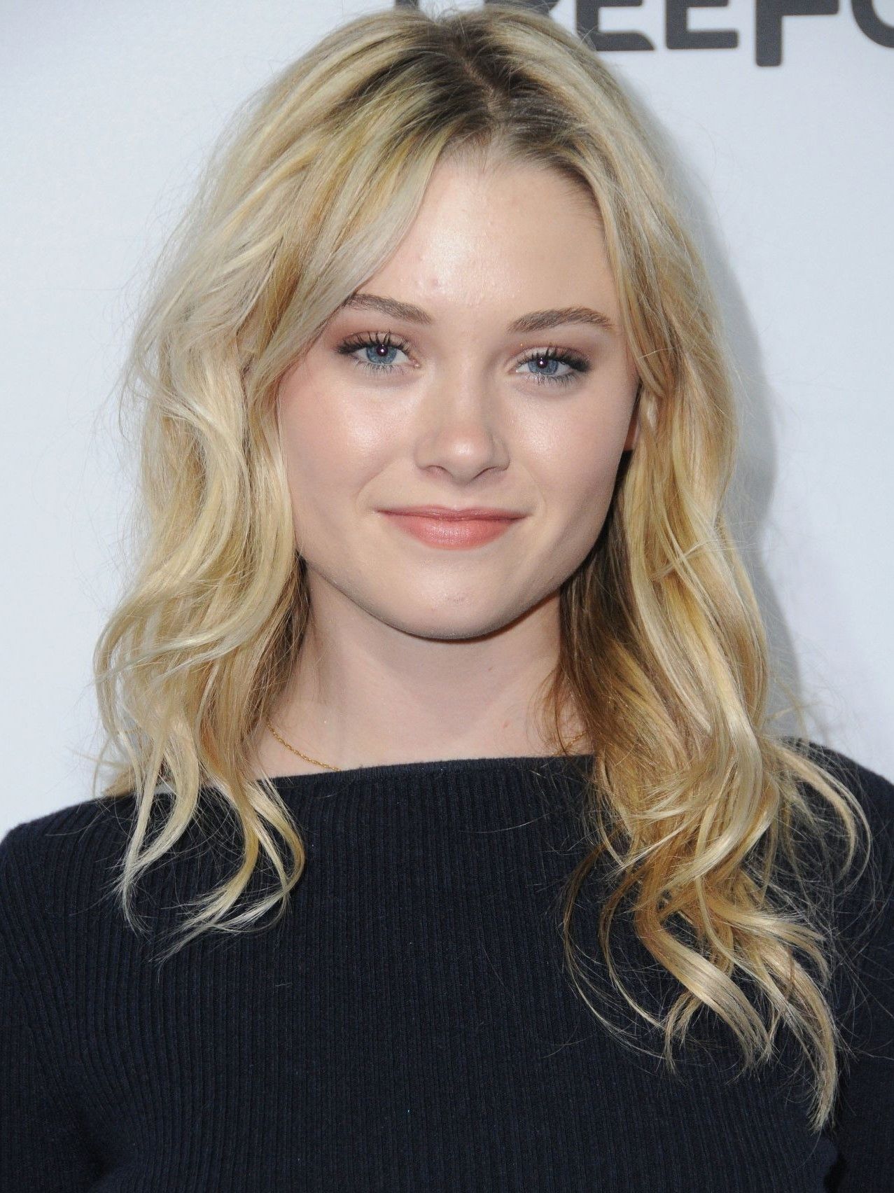Virginia Gardner A Biografia AdoroCinema