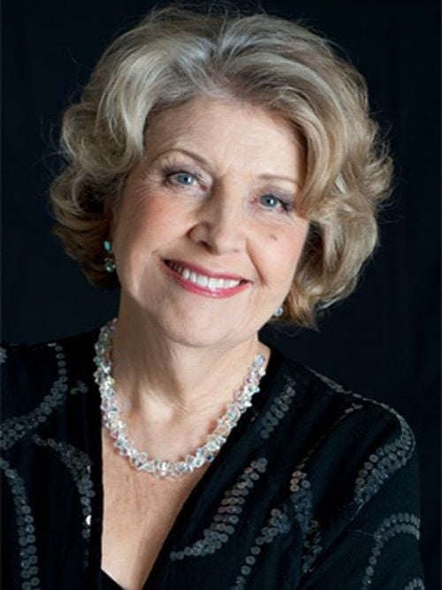 Anne Reid - AdoroCinema