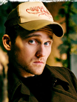 Andrew Cymek - AdoroCinema