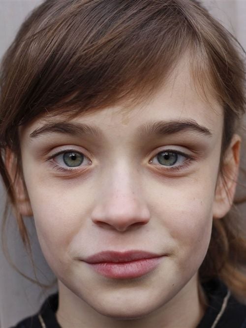 Foto de Zélie Rixhon - Poster Zélie Rixhon - Foto 7 de 14 - AdoroCinema