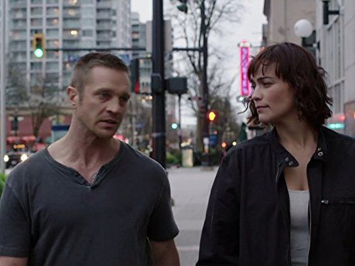 Pôster Somewhere Between 1ª temporada - Pôster 10 no 59 - AdoroCinema