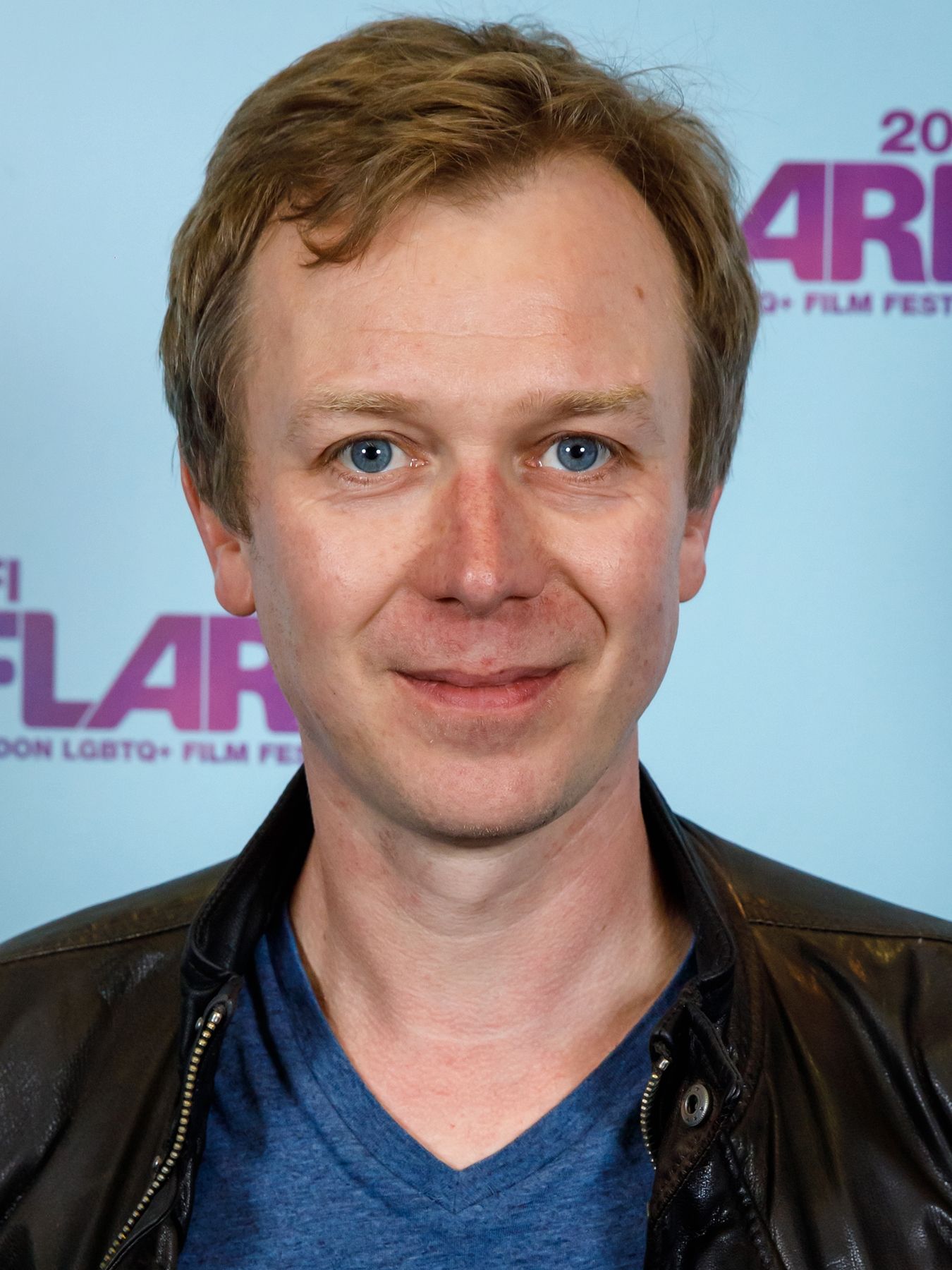 Steven Robertson - AdoroCinema