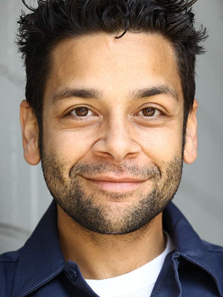 Izzy Diaz - AdoroCinema