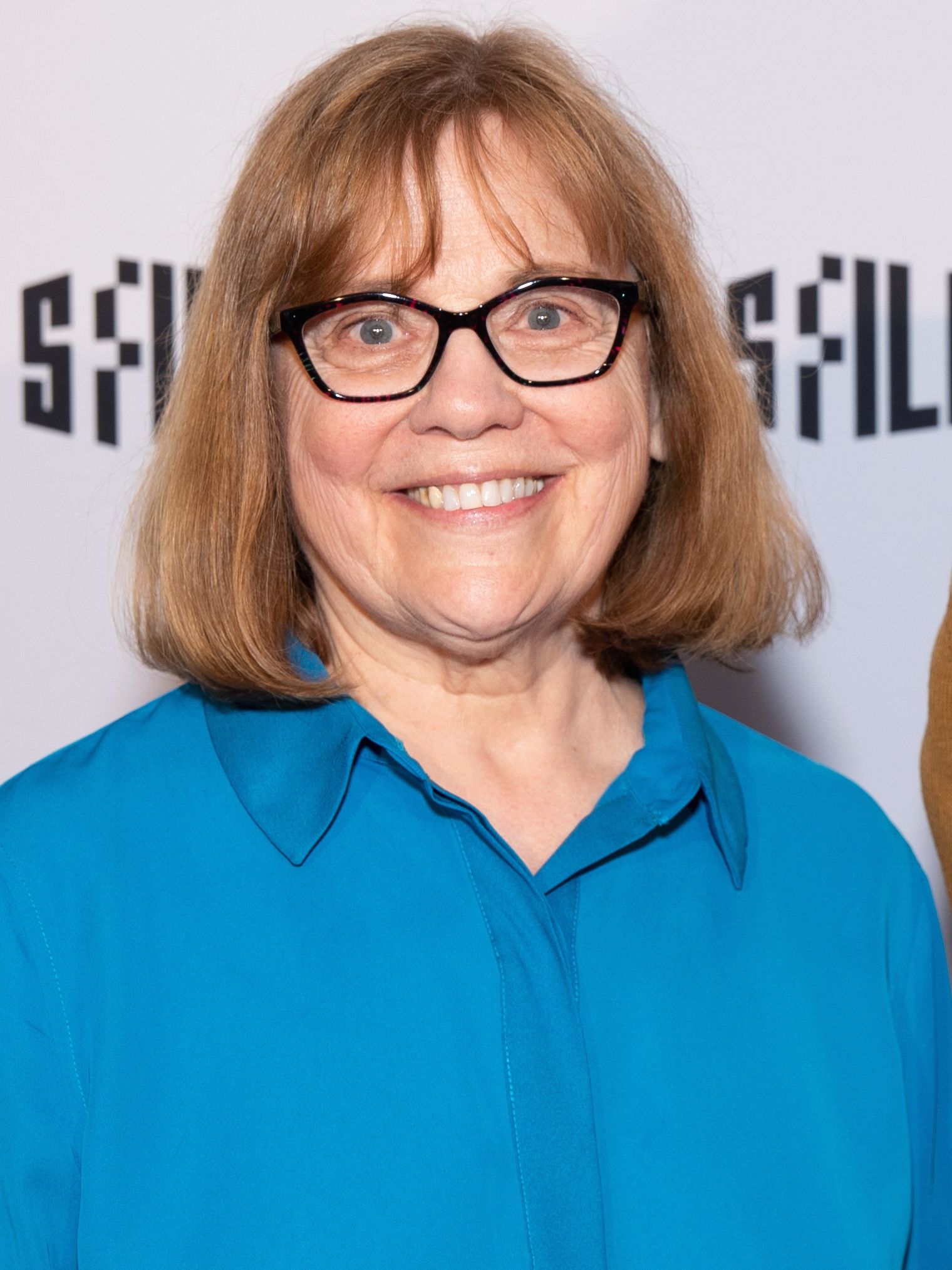 Monica Long Ross - AdoroCinema