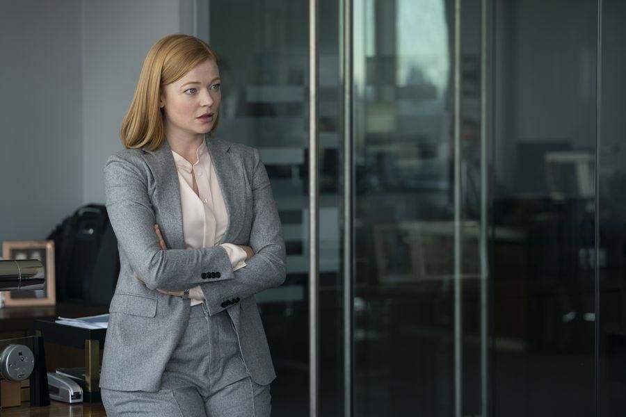 Succession: Foto Sarah Snook - 24 no 58 - AdoroCinema