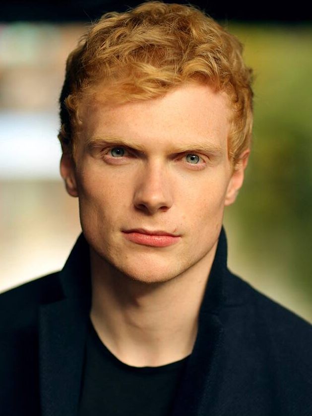 Charlie Field - AdoroCinema