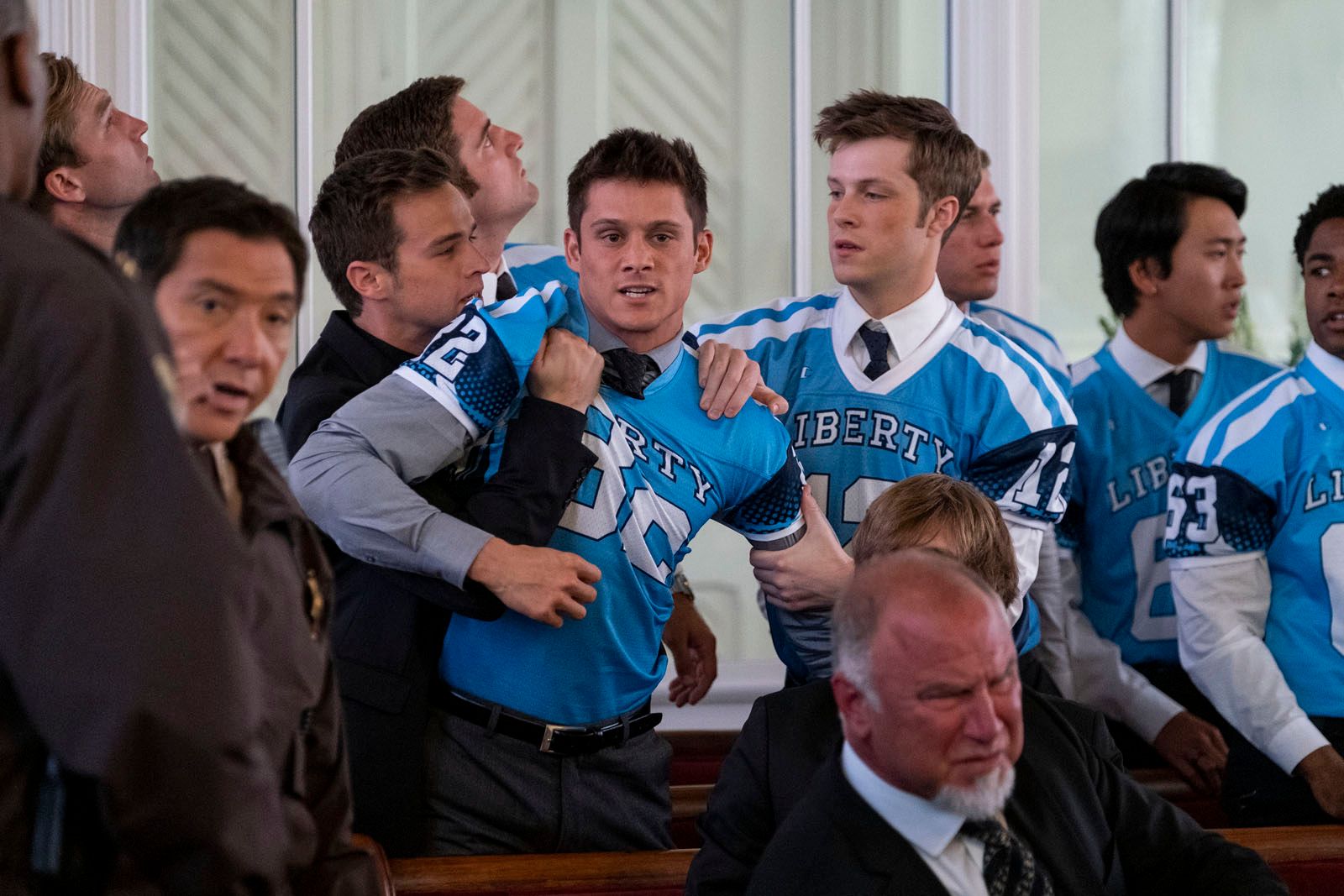 13 Reasons Why : 13 Reasons Why : Fotos Timothy Granaderos, Brandon ...