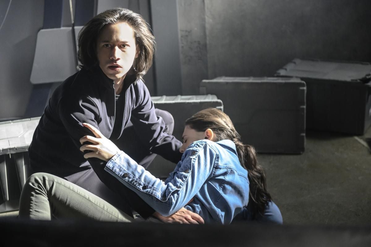 Foto de Jesse Rath - Fotos Jesse Rath, Nicole Maines - Foto 9 de 50 ...