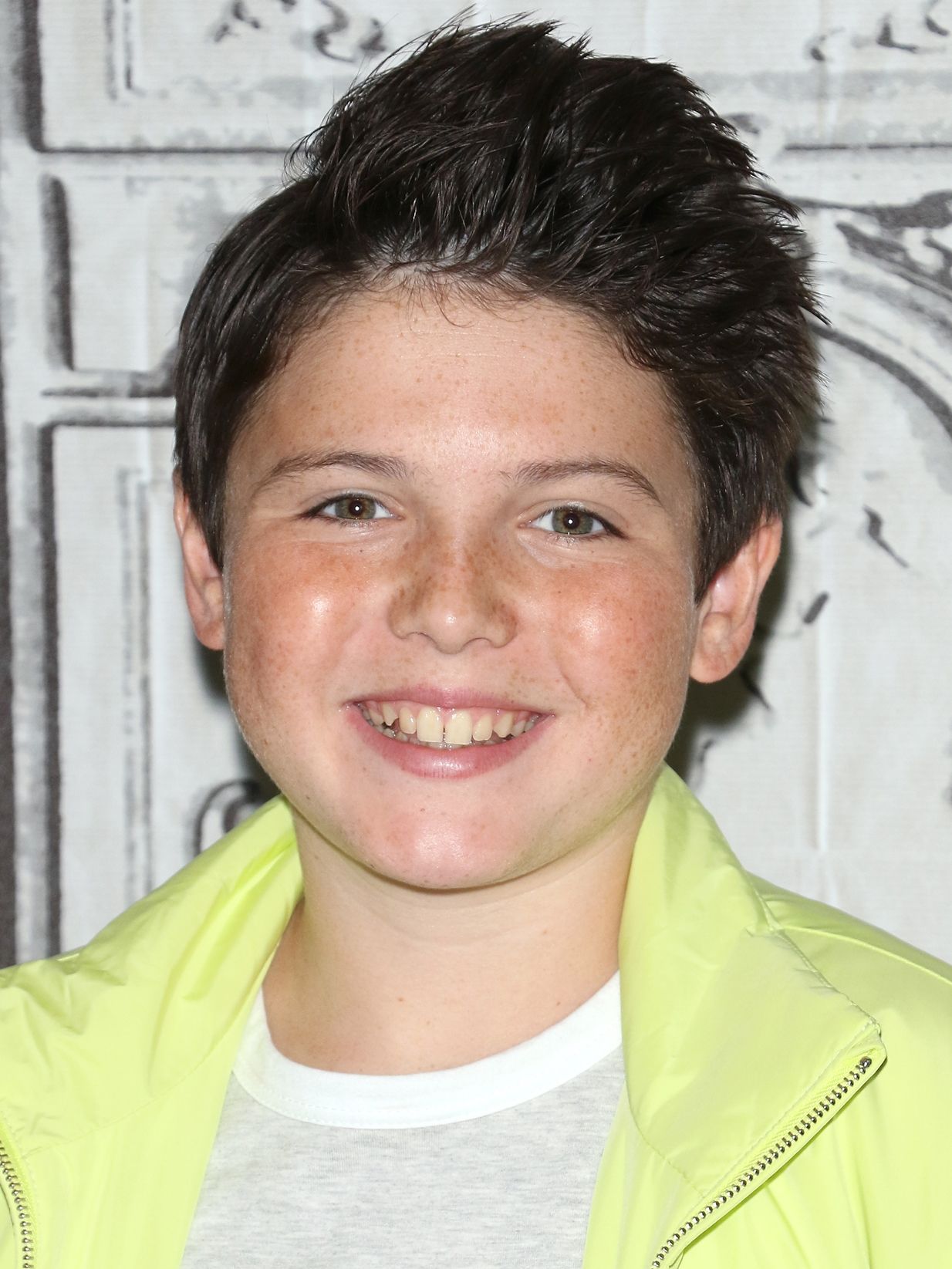 Brady Noon - AdoroCinema