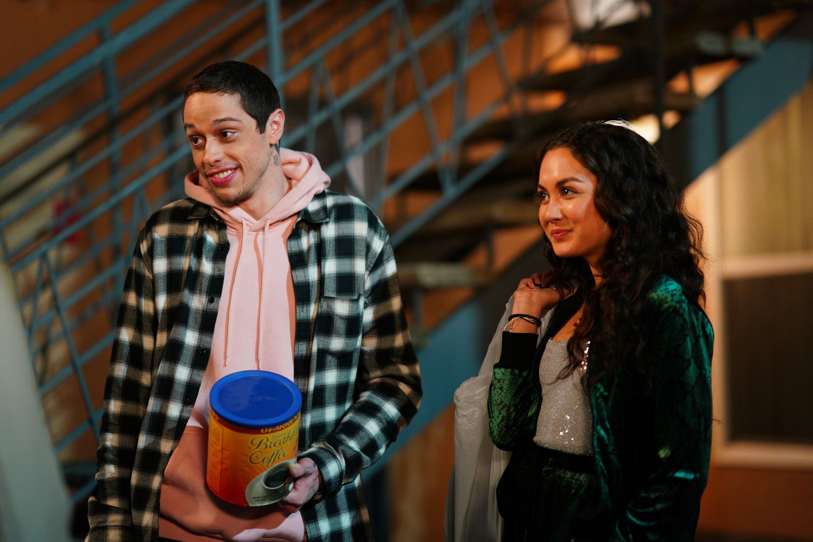 The Rookie : The Rookie : Fotos Meg DeLacy, Pete Davidson - 42 no 213 ...