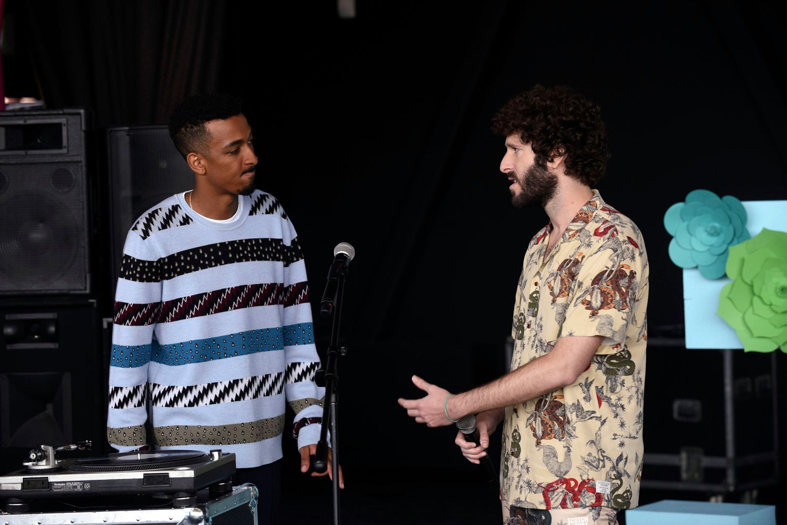 Dave : Dave : Fotos Dave Burd, Travis Bennett - 52 no 61 - AdoroCinema