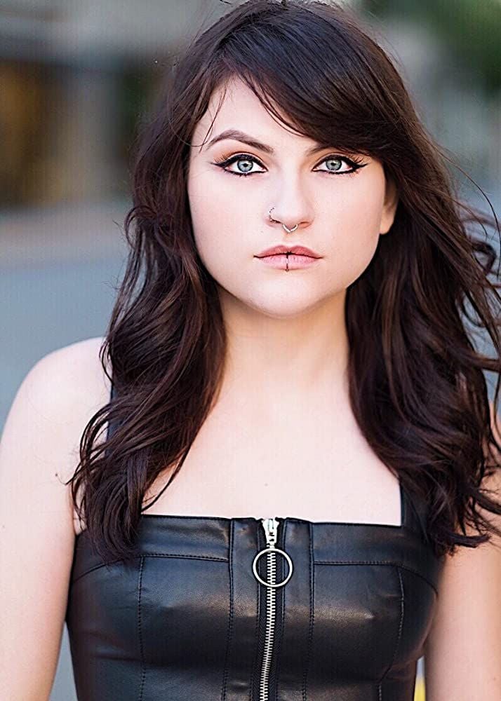 Britni Raine - AdoroCinema