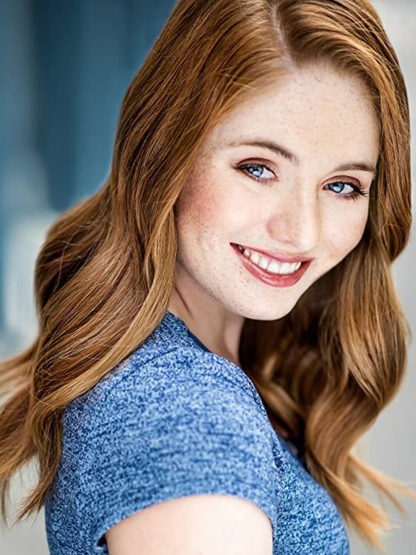 Brenna Llewellyn - AdoroCinema